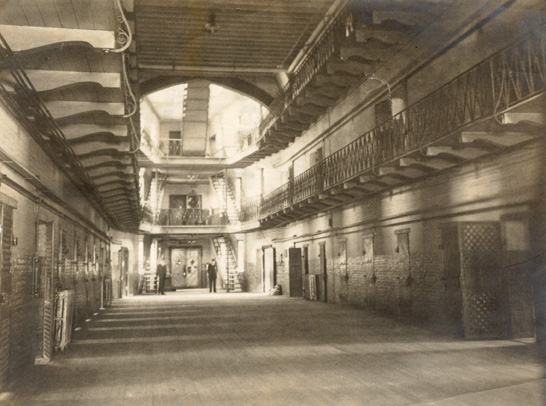 Cell Tiers + Vanishing Point Perspective = Prison Photography ...