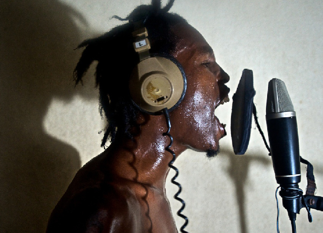 Andy Levin, 100Eyes to Widen the View on Haiti | Prison Photography