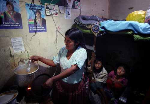 Toby Binder’s Photos of Infamous Bolivian Prison Go Beyond Common ...