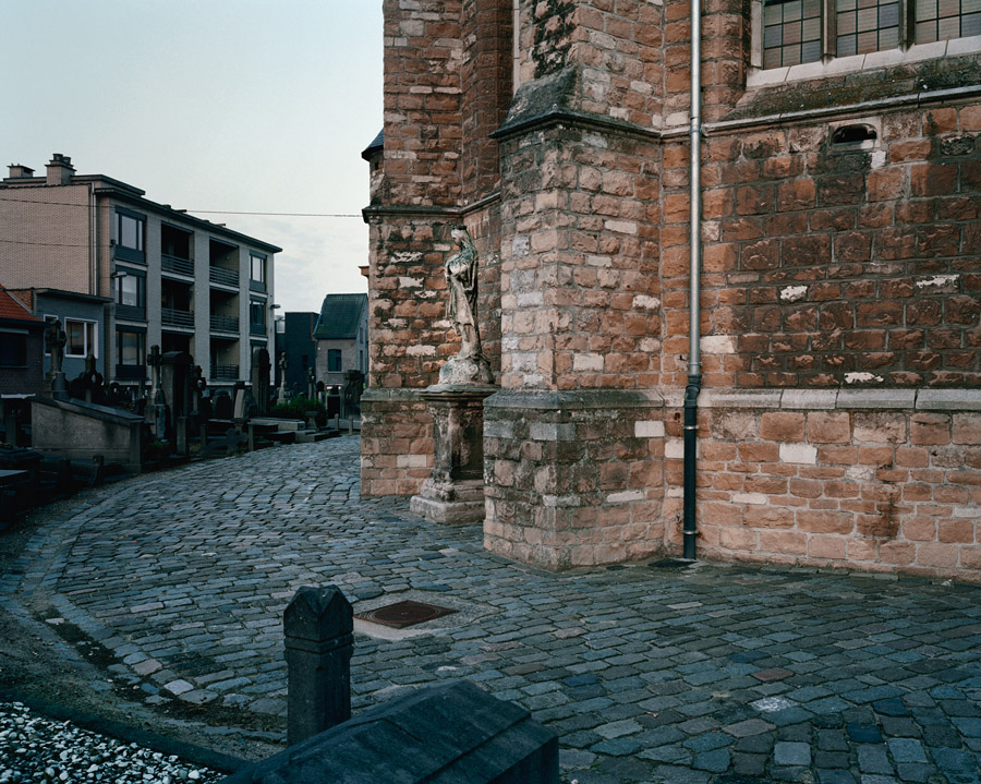 WW1 Allied Soldiers Remembered In Chloe Dewe Mathews’ Photos Of Sites ...
