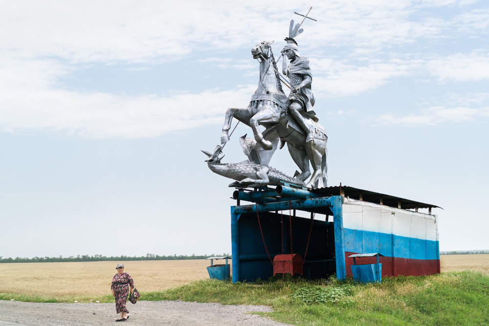 The Soviet-Era Bus Stops that Defy the Narrative of Communist ...
